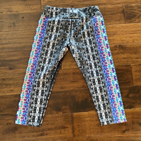 Prana | Pants & Jumpsuits | Prana Capri Leggings Colorful Beautiful ...
